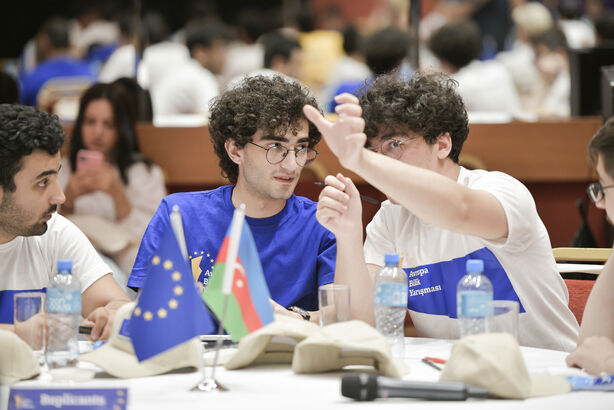 Apply now to become a Young European Ambassador! - EU for Azerbaijan
